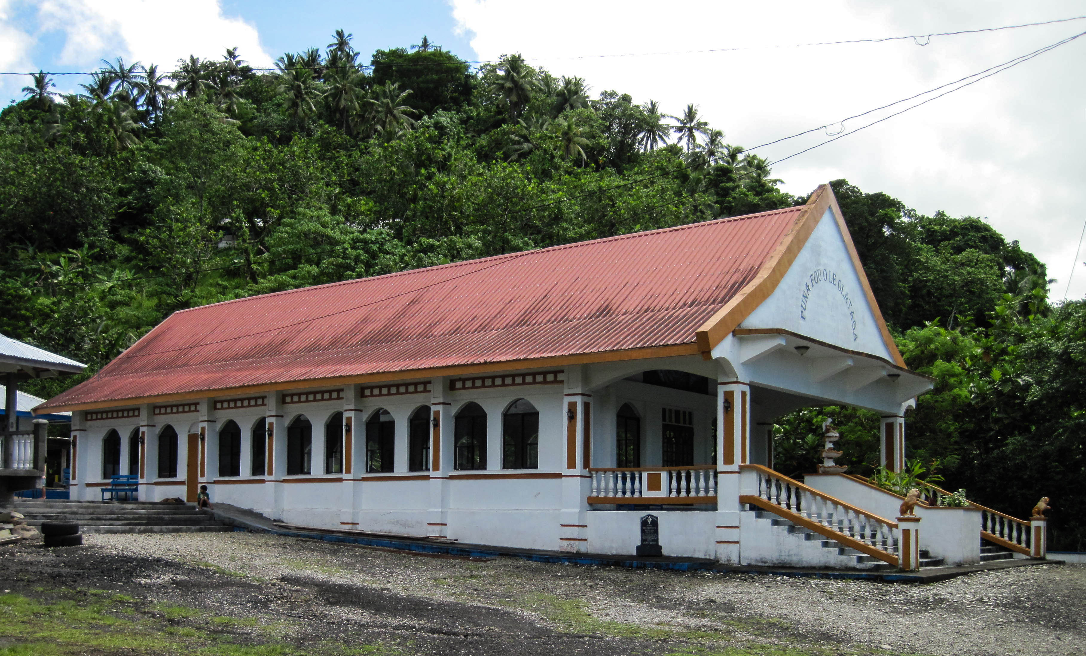 Amaluia-2 | (mis)adventures